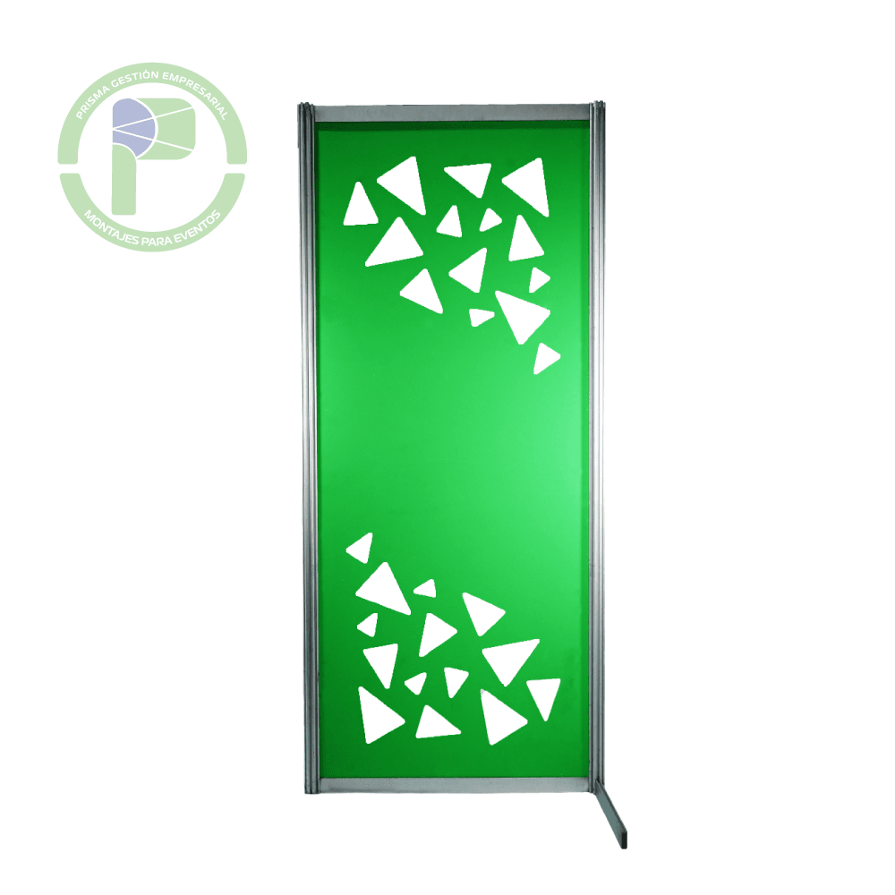 Panel troquelado triangular verde / Prisma Montajes para Eventos